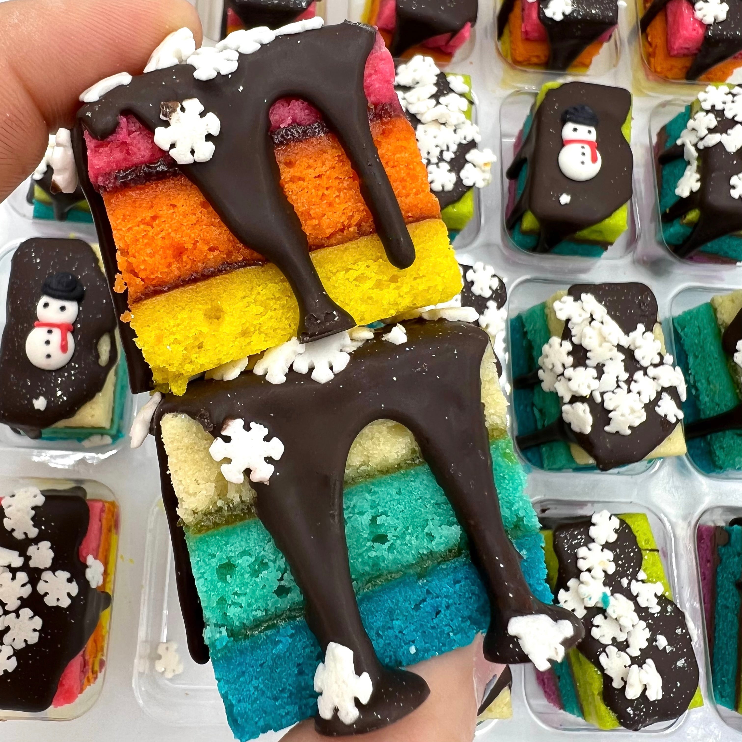 Winter Rainbow Cookies – Zola Bakes